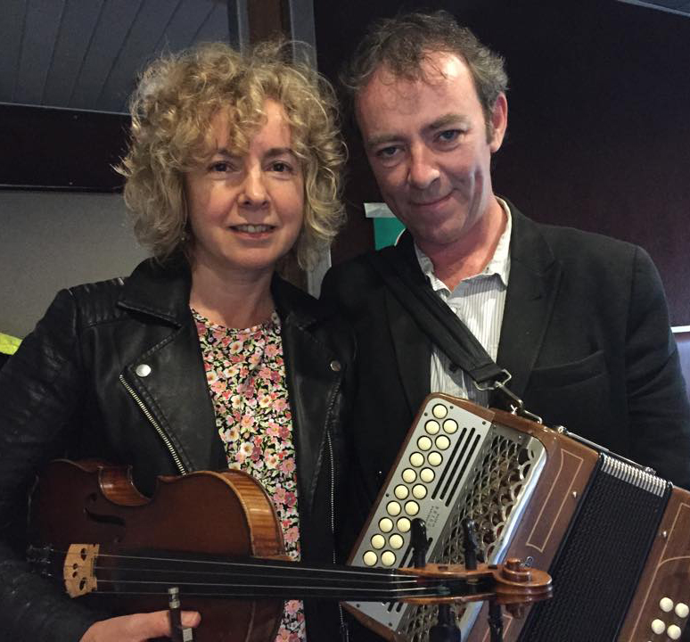 Bríd Harper & Dermot Byrne Live in The Pourhouse - Old Triangle Irish ...